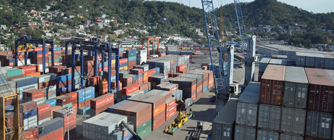 Trabajando día a día por un puerto mas eficiente”